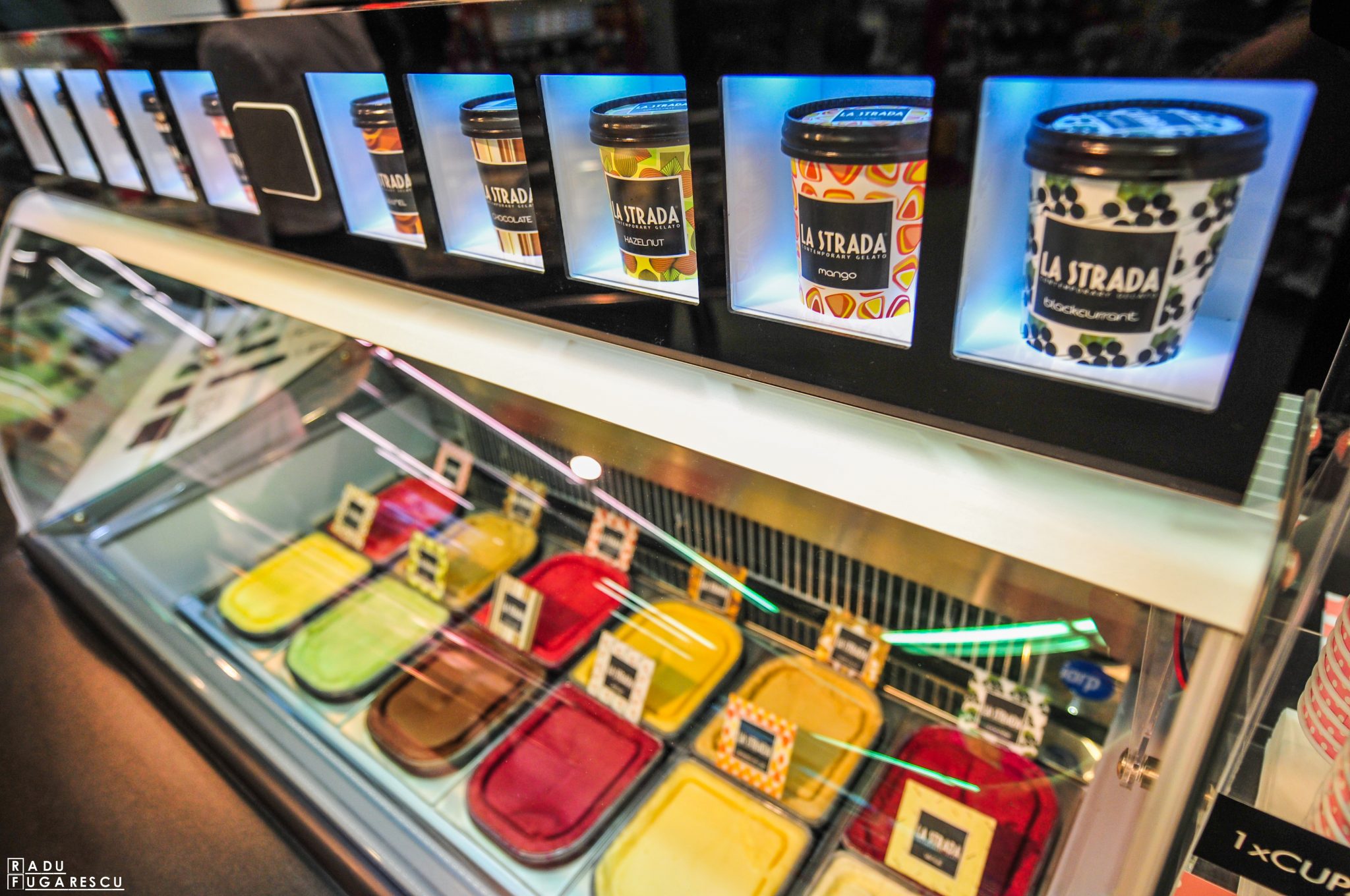 Înghețata La Strada lansează prima colecție colaborativă de street ...